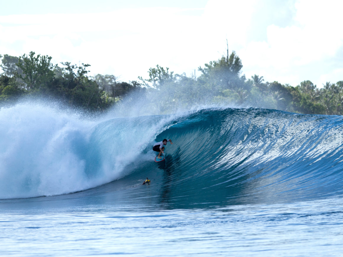 Surfing Skeleton Bay, Namibia - Yeeew! Mag