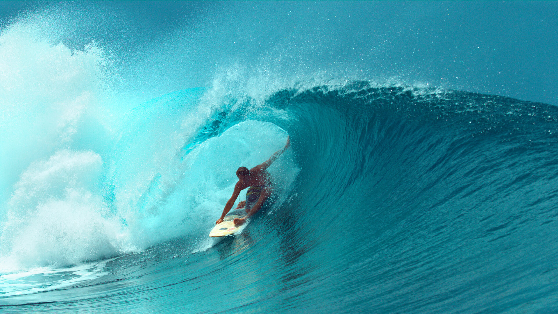 How To Plan a Budget Friendly Surf Trip - Yeeew! Mag