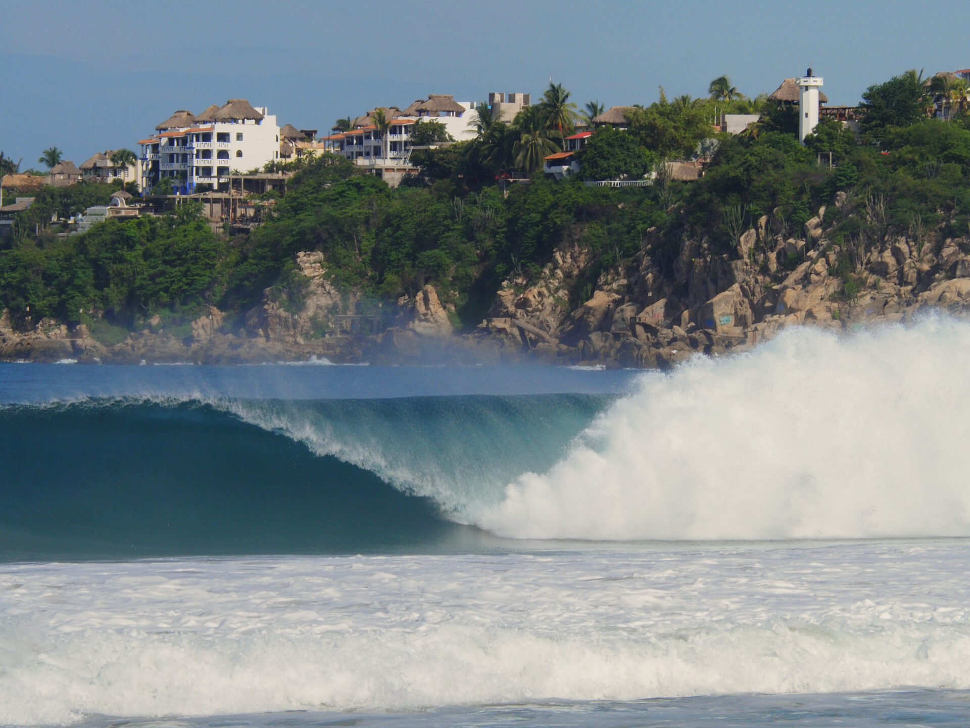 Riding the Waves: A Guide to Surfing and Exploring Puerto Escondido's ...