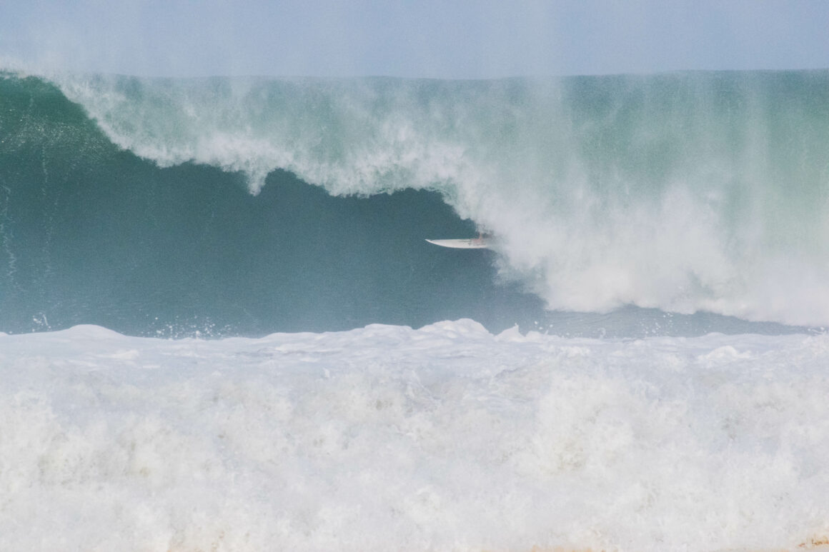 Riding the Waves: A Guide to Surfing and Exploring Puerto Escondido's ...