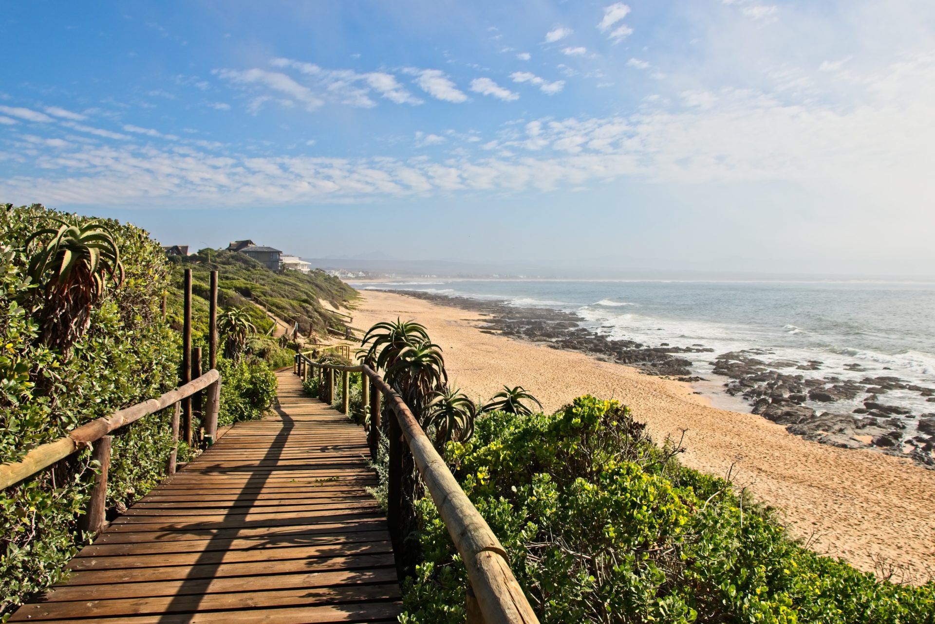 Surfing Jeffrey's Bay: A Guide to One of the World's Best Waves - Yeeew ...