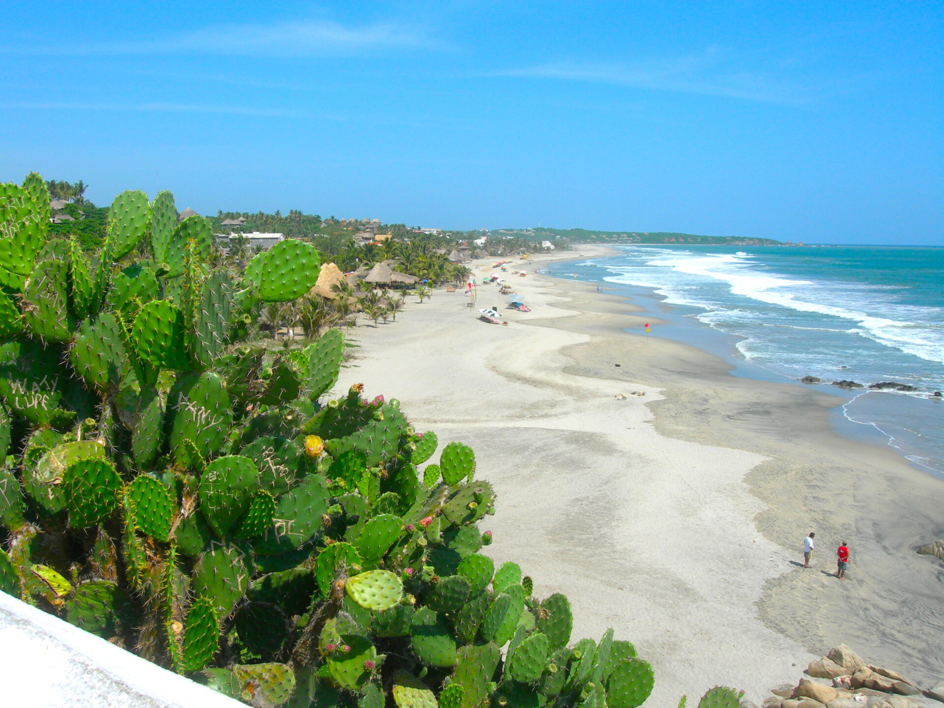 Riding the Waves: A Guide to Surfing and Exploring Puerto Escondido's ...