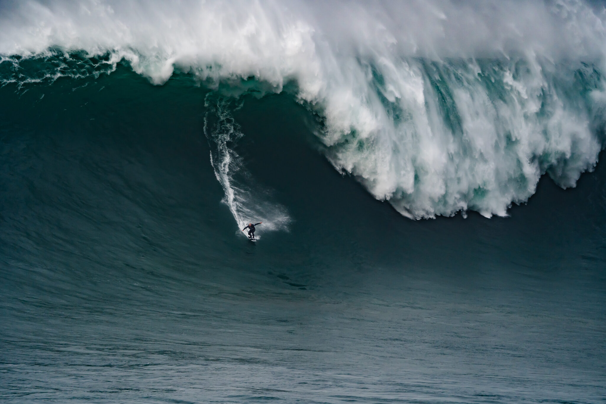 Surfing Nazaré: Riding the World's Biggest Waves - Yeeew! Mag