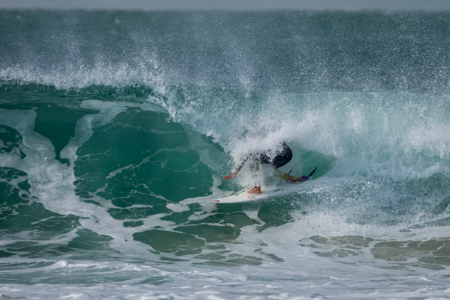 Surfing Jeffrey's Bay: A Guide to One of the World's Best Waves - Yeeew ...